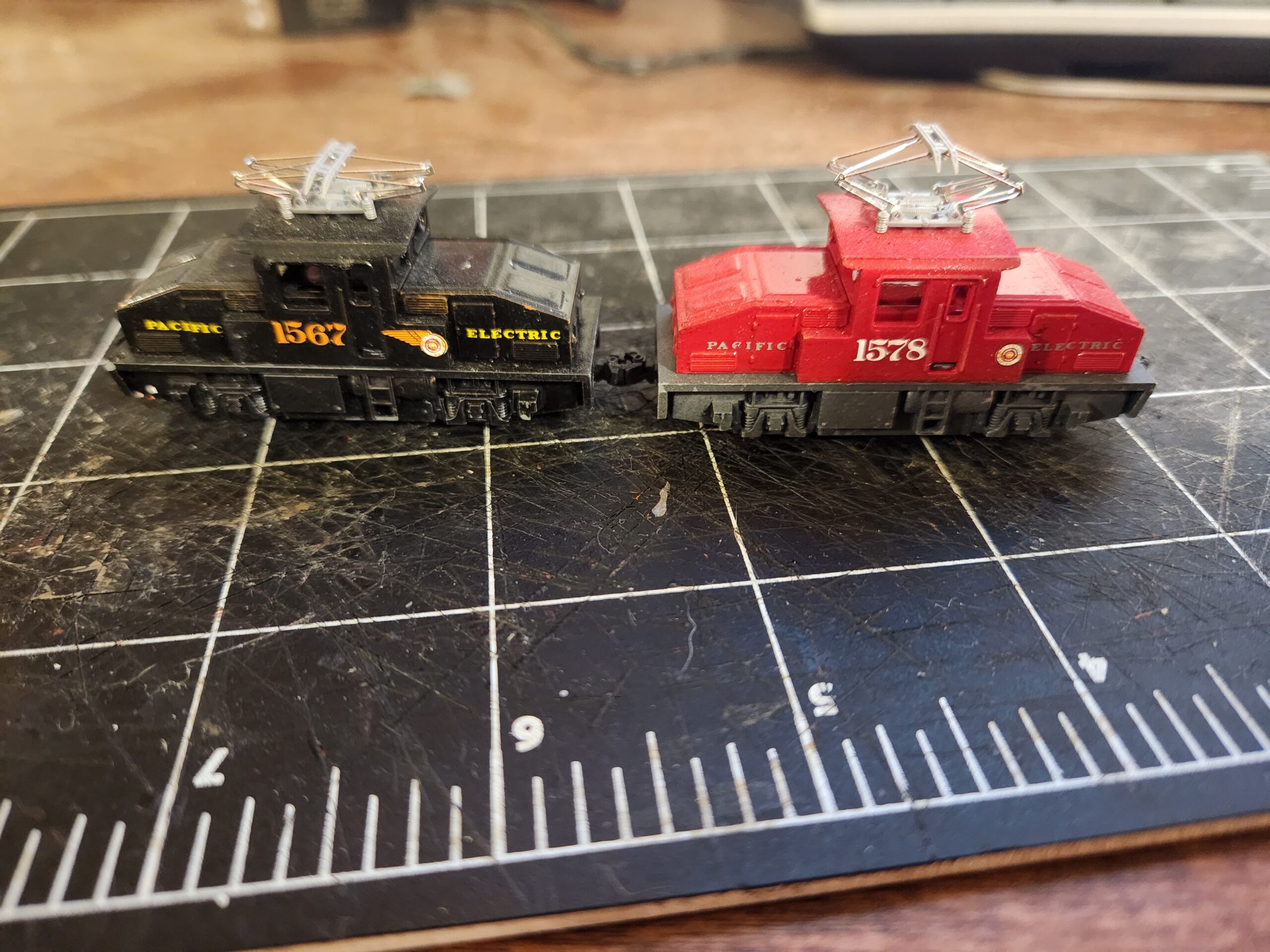 Bremner's N Scale Pacific Electric Kato Steeplecabs... | TrainBoard.com ...